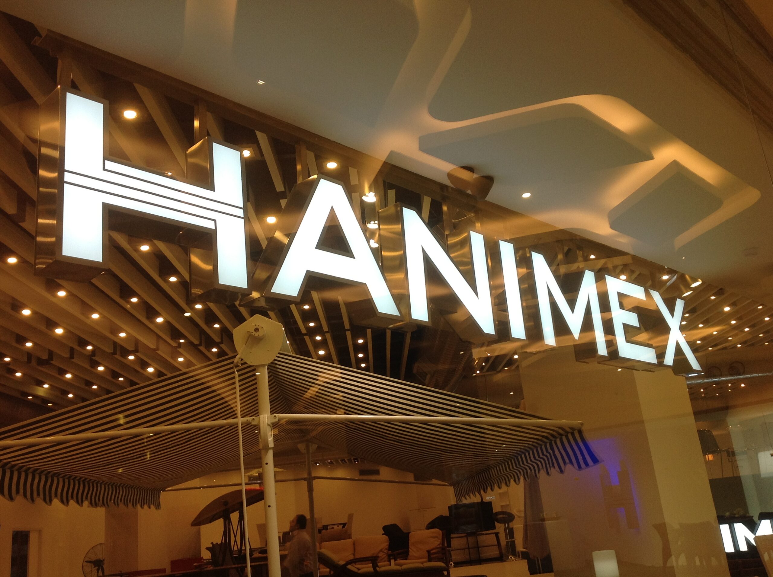 Cladding for Signage – Ahmed Hassan Advertising